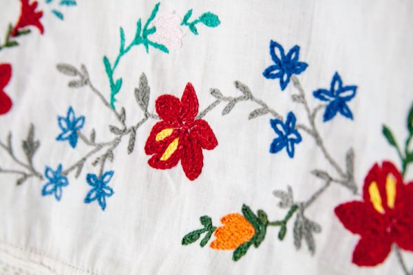 What is a Rushnyk? - Bois de Jasmin